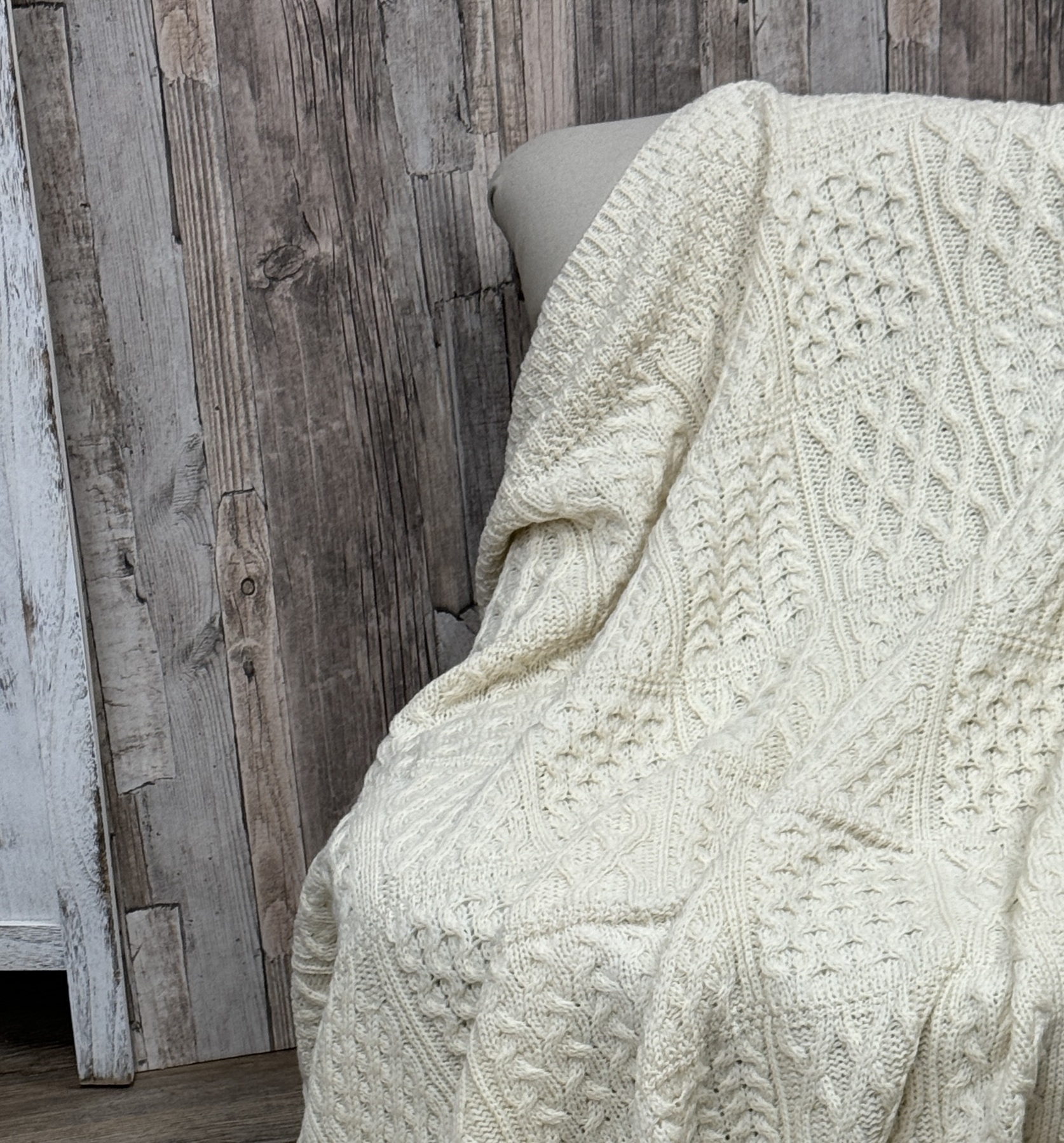 Couverture plaid irlandaise traditionnelle pure laine mérinos Aran Crafts