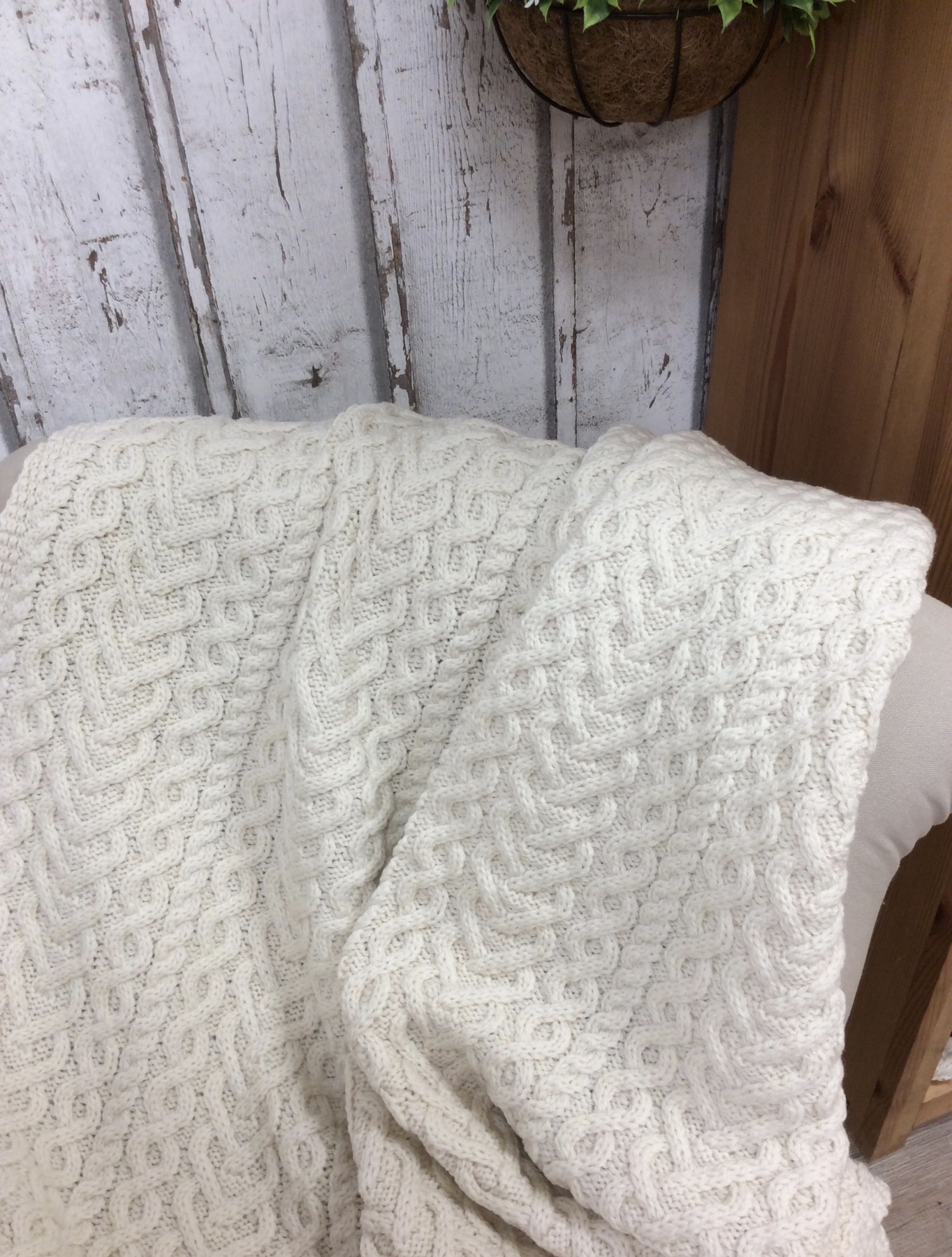 Couverture plaid irlandaise traditionnelle pure laine mérinos Aran Crafts