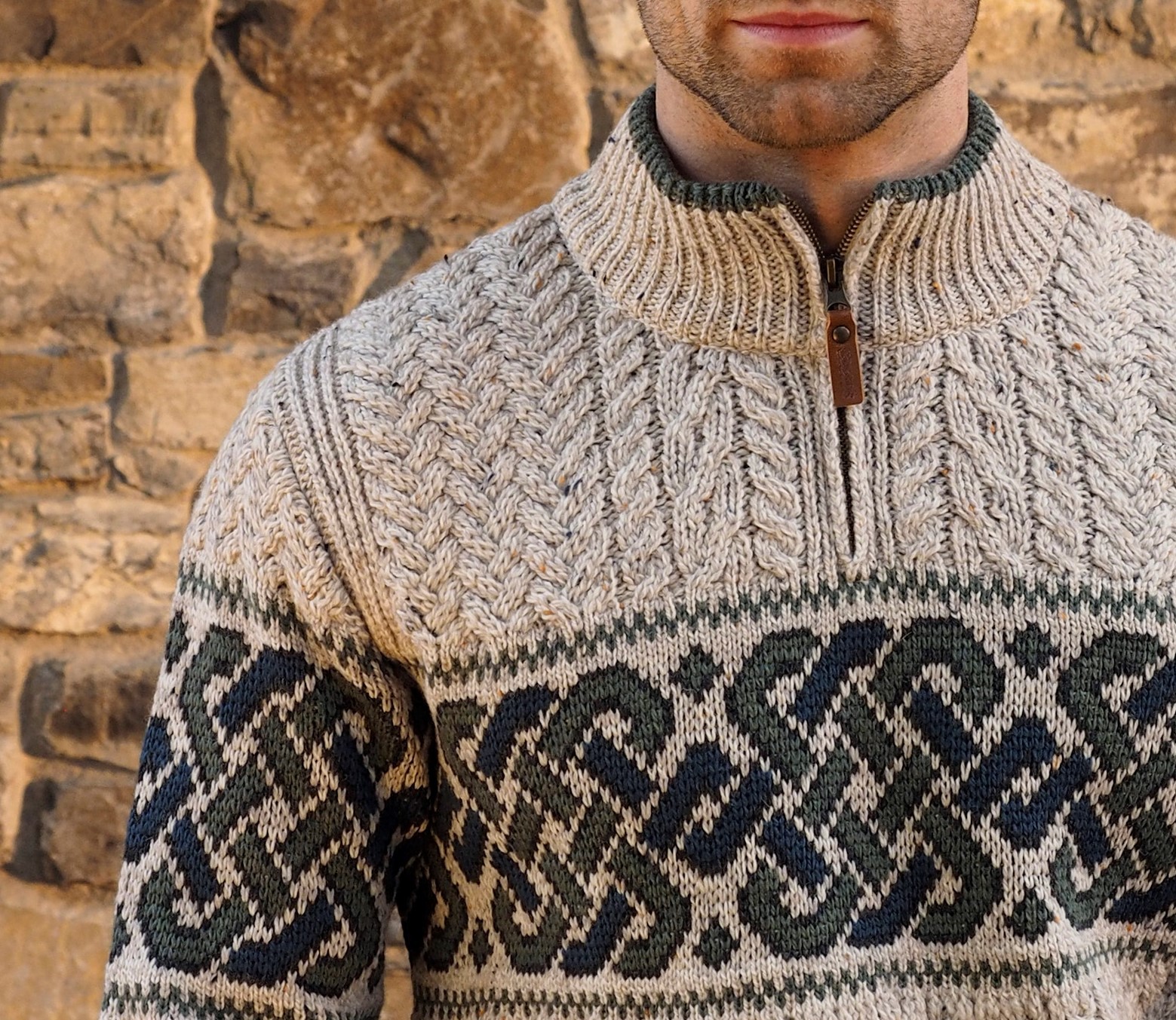 Pull irlandais chaud laine mérinos col zippé Aran Crafts