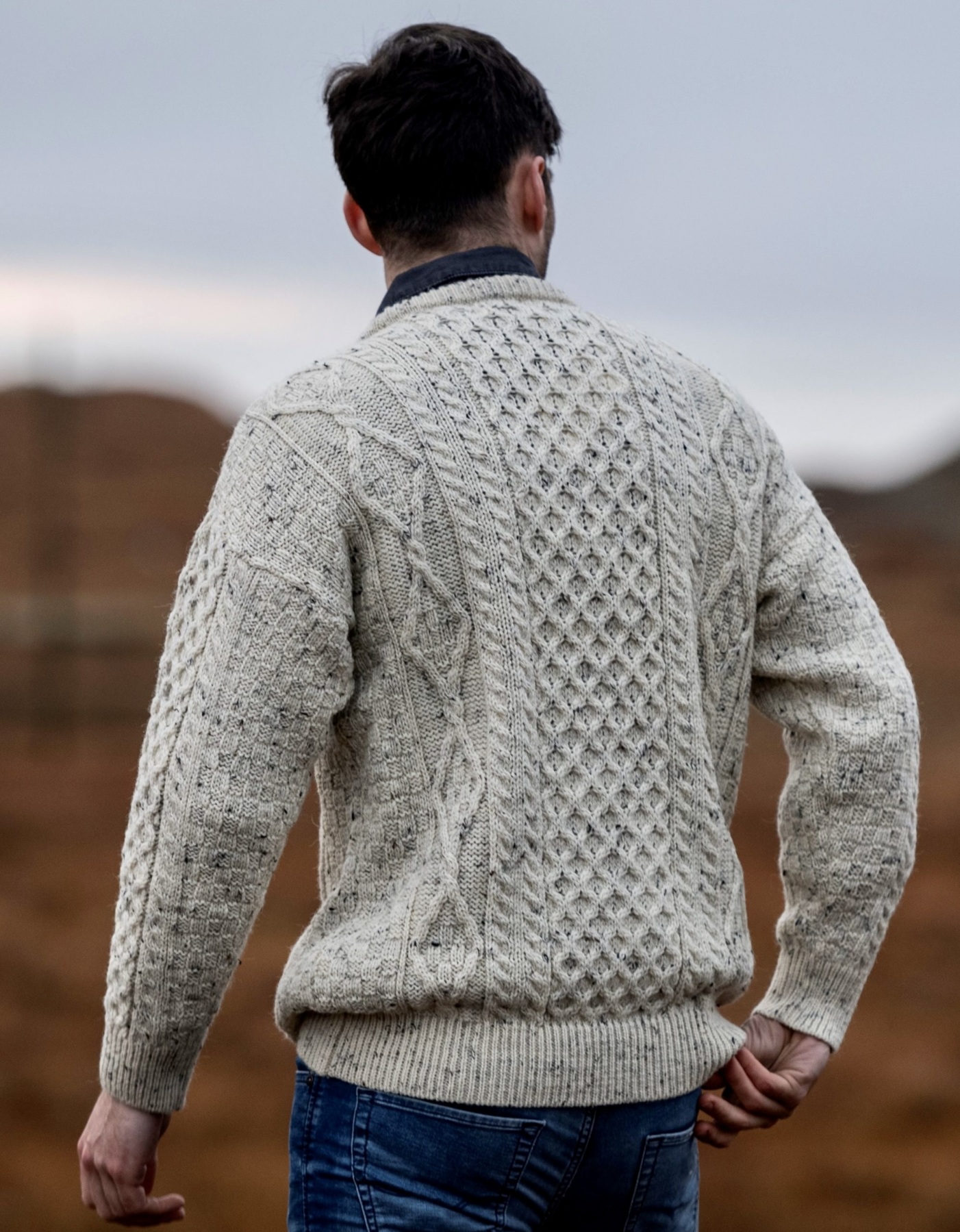 Pull traditionnel irlandais chaud laine mérinos mixte premier prix Aran ...