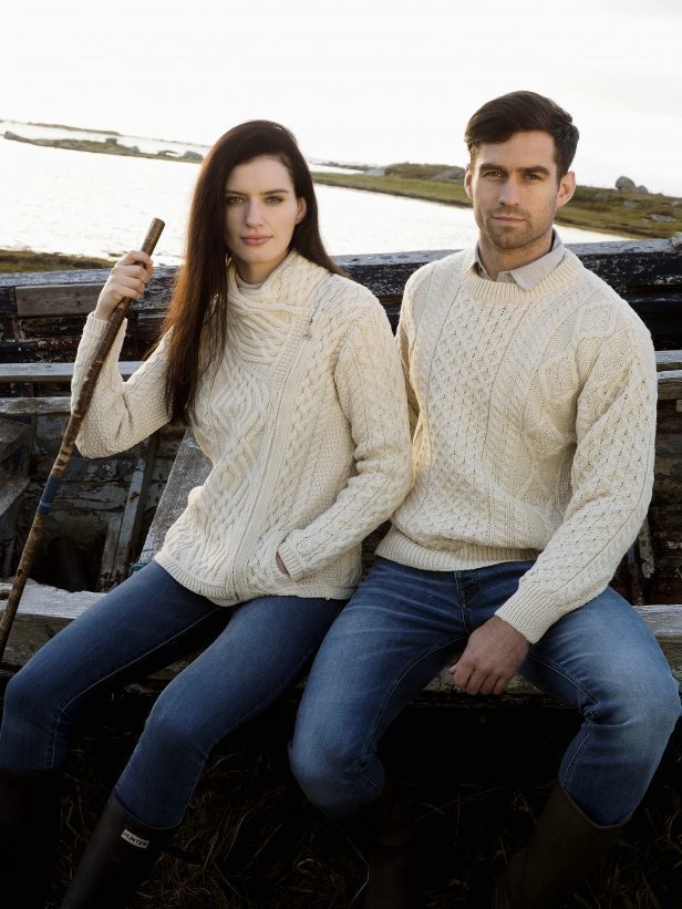 Pull traditionnel irlandais chaud laine mérinos mixte premier prix Aran ...